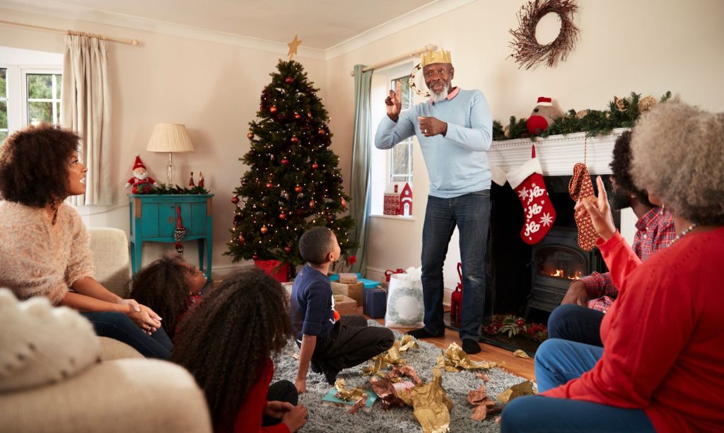 15 juegos para Navidad en familia | ¡Para grandes y chicos!